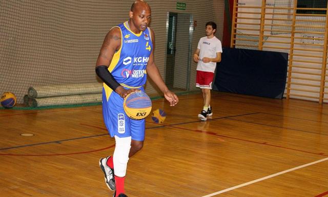 Nowy koszykarski projekt | rc.fm